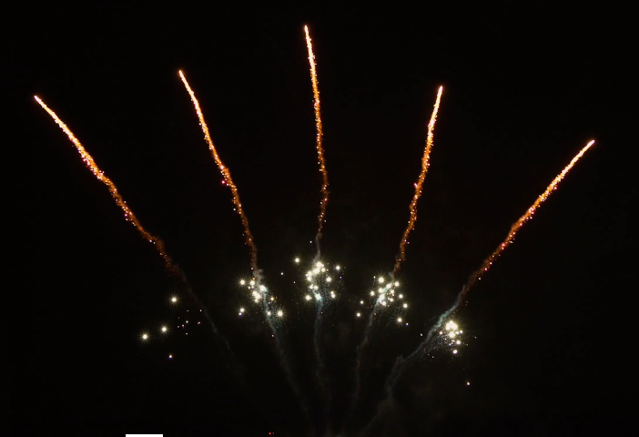 30mm Red Strobe Willow Comet Tail with Silver Strobe Mine 10/1